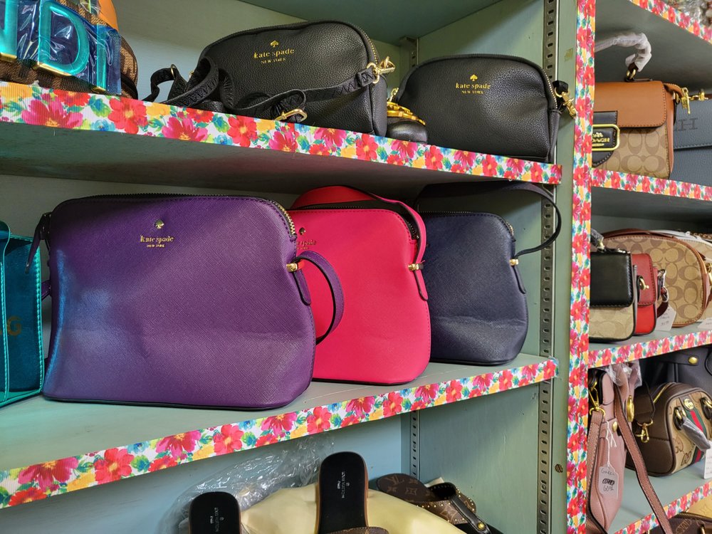 BOUTIQUE ON MAIN - Updated April 2024 - 28 Photos - 1115 Main St, West ...