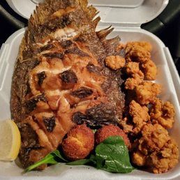 SKIPPER’S FISH CAMP - 767 Photos & 651 Reviews - 86 Screven St, Darien ...