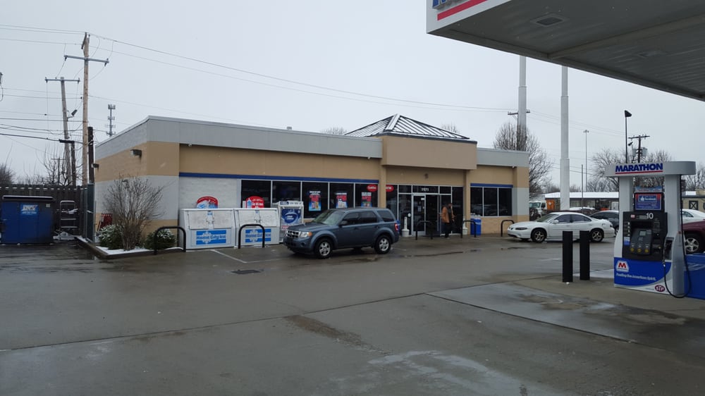 CLARK’S PUMP N SHOP #36 - Updated December 2025 - 1971 N Broadway ...