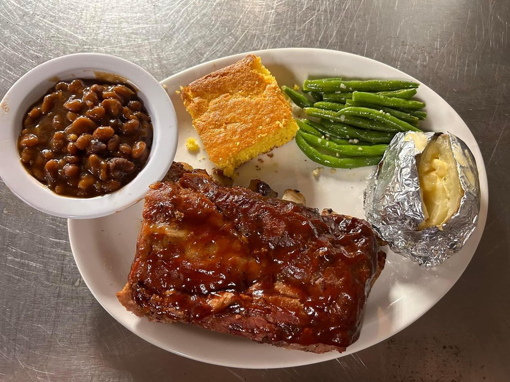 MERRITT AUCTION HOUSE - Updated September 2024 - 16 Photos - 7467 E ...