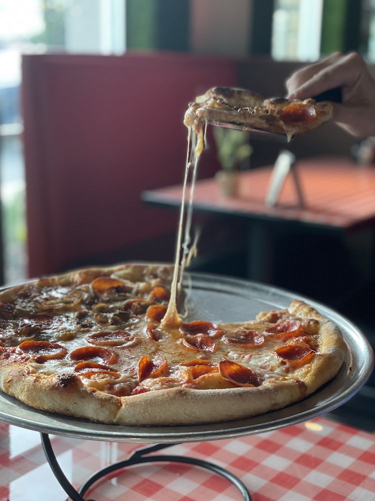 TOMASINO’S PIZZA - 91 Photos & 83 Reviews - 14009 Narcoossee Rd ...