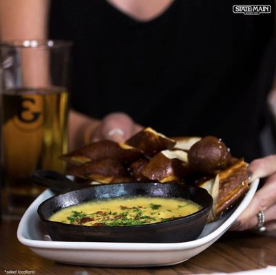 STATE & MAIN KITCHEN & BAR - Updated January 2026 - 24 Photos & 11 ...