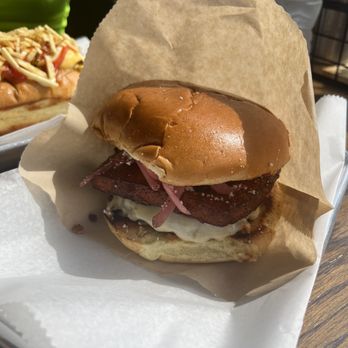 DYCKMAN DOGS - Updated May 2025 - 92 Photos & 40 Reviews - 105A Dyckman ...