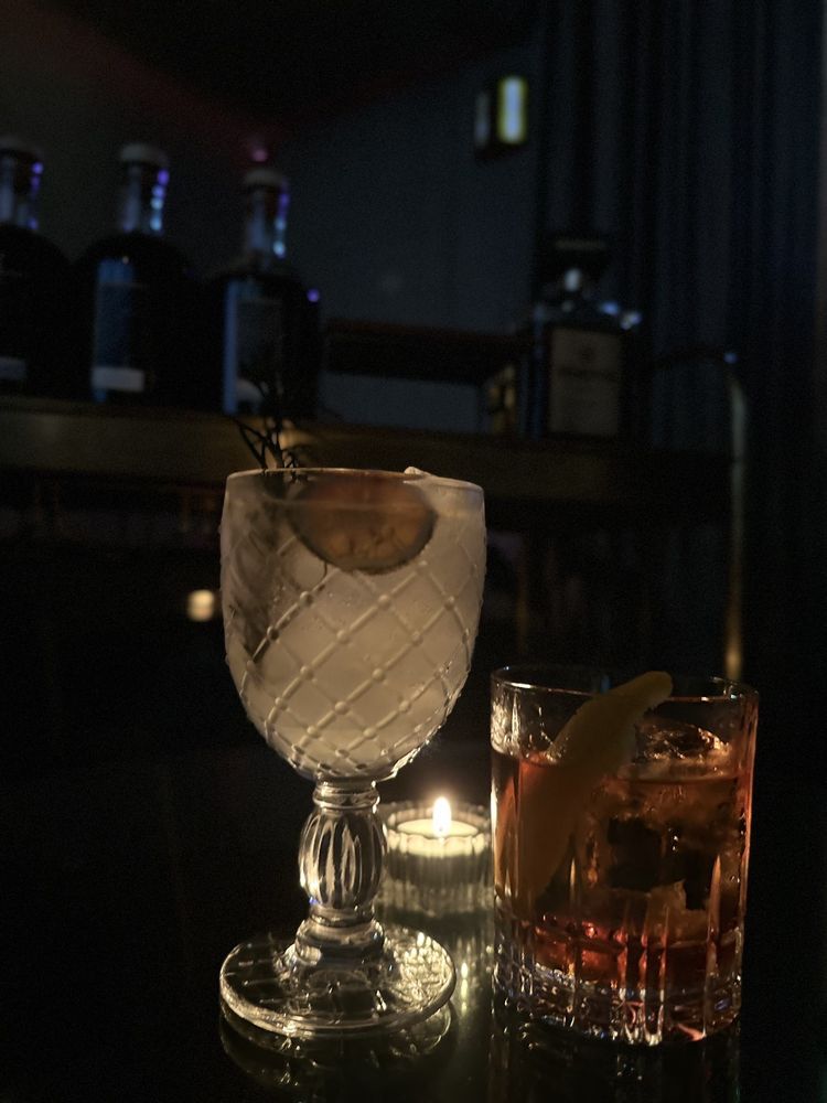 BANK BAR - Updated August 2025 - 85 Photos & 22 Reviews - 26th-25th ...