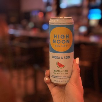 IRON BAR - Updated October 2025 - 113 Photos & 275 Reviews - 5 South St ...