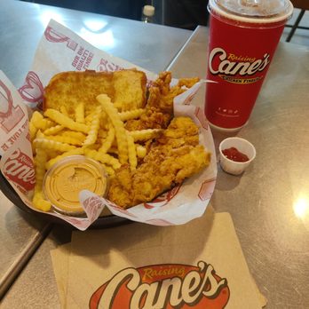 RAISING CANE’S CHICKEN FINGERS - Updated December 2025 - 158 Photos ...