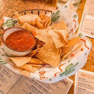 BREW HAHA! - Updated December 2025 - 86 Photos & 127 Reviews - 1400 N ...