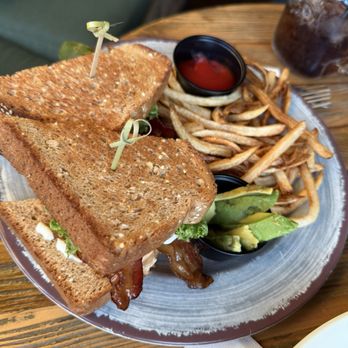 EMRY’S GARDEN - Updated December 2025 - 102 Photos & 75 Reviews - 2 ...