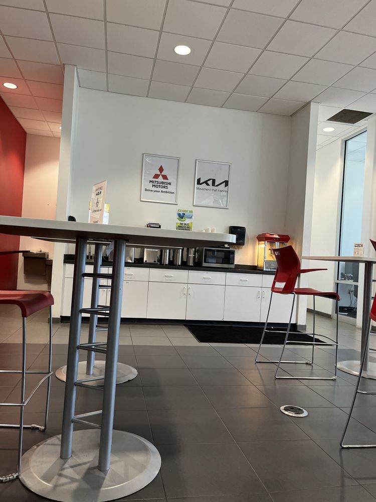 LAWRENCE KIA - Updated October 2024 - 119 Photos & 163 Reviews - 1225 E ...