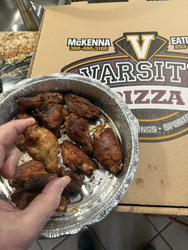 VARSITY PIZZA - Updated October 2025 - 32 Photos & 133 Reviews - 32619 ...