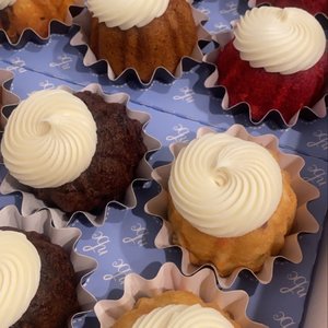 NOTHING BUNDT CAKES - 69 Photos & 74 Reviews - Bakeries - 4505 ...