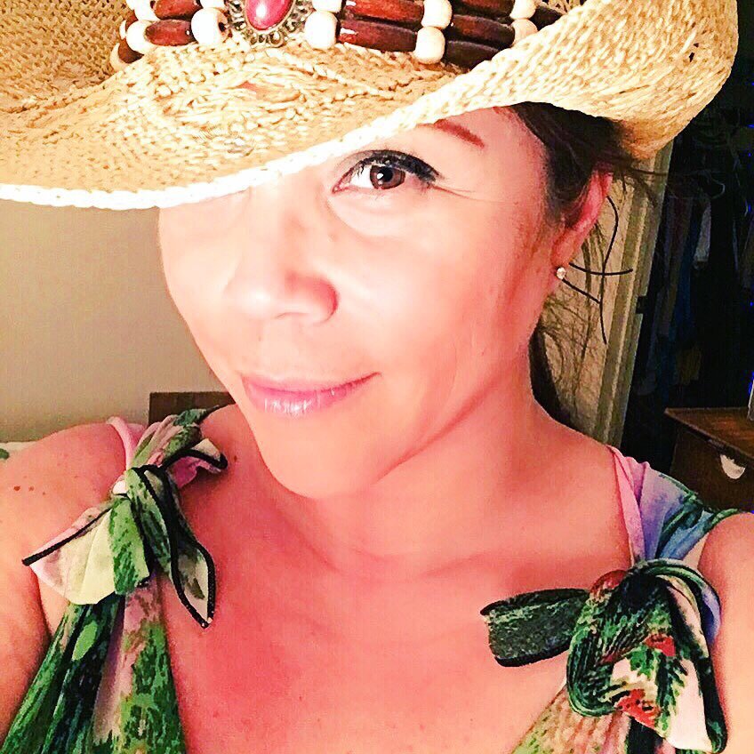 WORLD RENOWN PSYCHIC MEDIUM & SPIRITUAL TEACHER ANNA SIMON - Updated ...