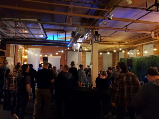 ALLEY 14 - Updated August 2025 - 11 Photos - 13 John St, Bound Brook ...