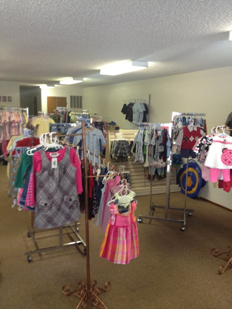 ABBY’S CLOSET - Updated May 2026 - 1766 S Main St, Willits, California ...