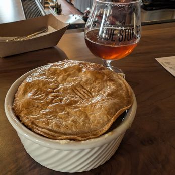 NORTHERN ROW BREWERY & DISTILLERY - Updated March 2025 - 148 Photos ...