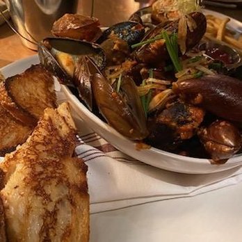 OAK LONG BAR + KITCHEN - Updated February 2025 - 523 Photos & 466 ...