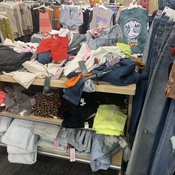 TARGET - Updated November 2025 - 76 Photos & 52 Reviews - 746 NW Loop ...