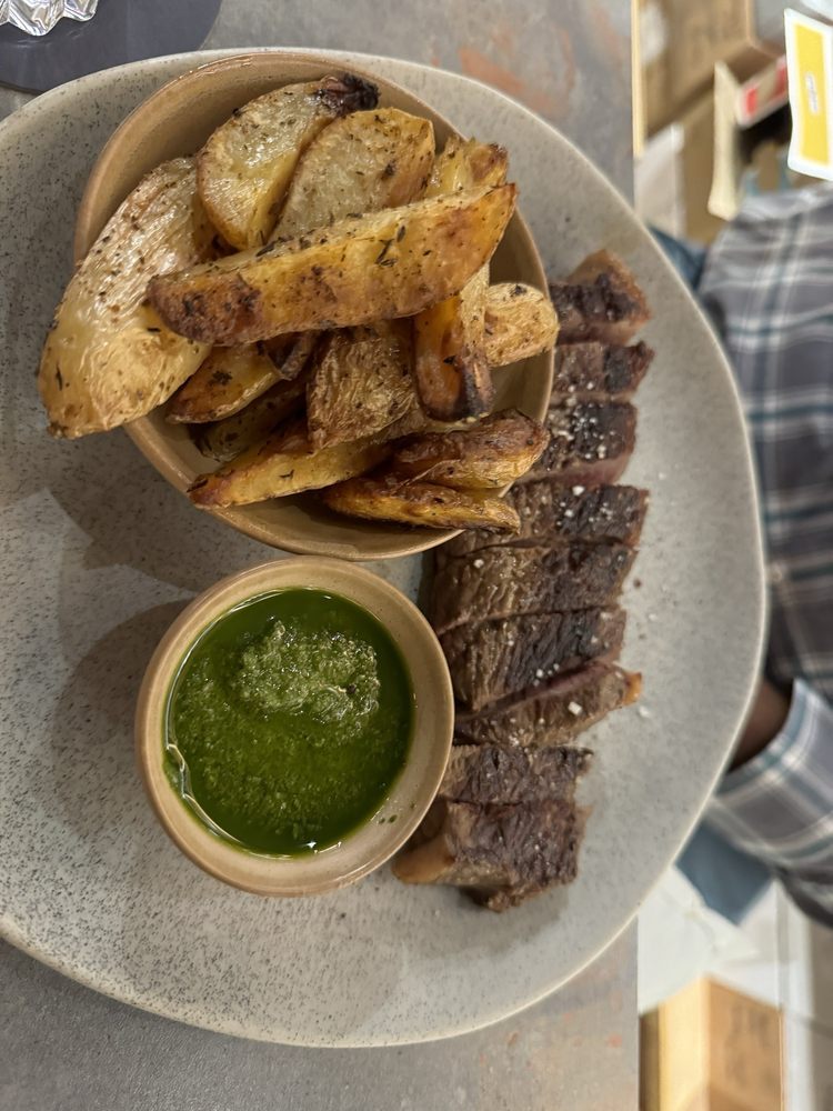 LES INTOUCHABLES - Updated September 2024 - 76 Av de la Société des ...