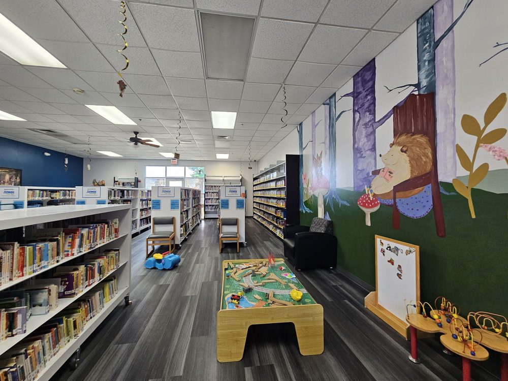 BENBROOK LIBRARY - Updated July 2024 - 12 Reviews - 1065 Mercedes St ...