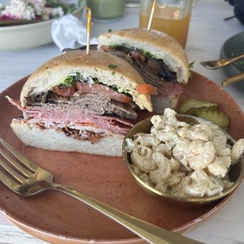 TEQUESTA TABLE - Updated December 2024 - 44 Photos & 44 Reviews - 233 ...