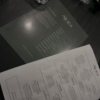 ALORA - Updated December 2025 - 10 Photos - 34 Clarence Street, Ottawa ...