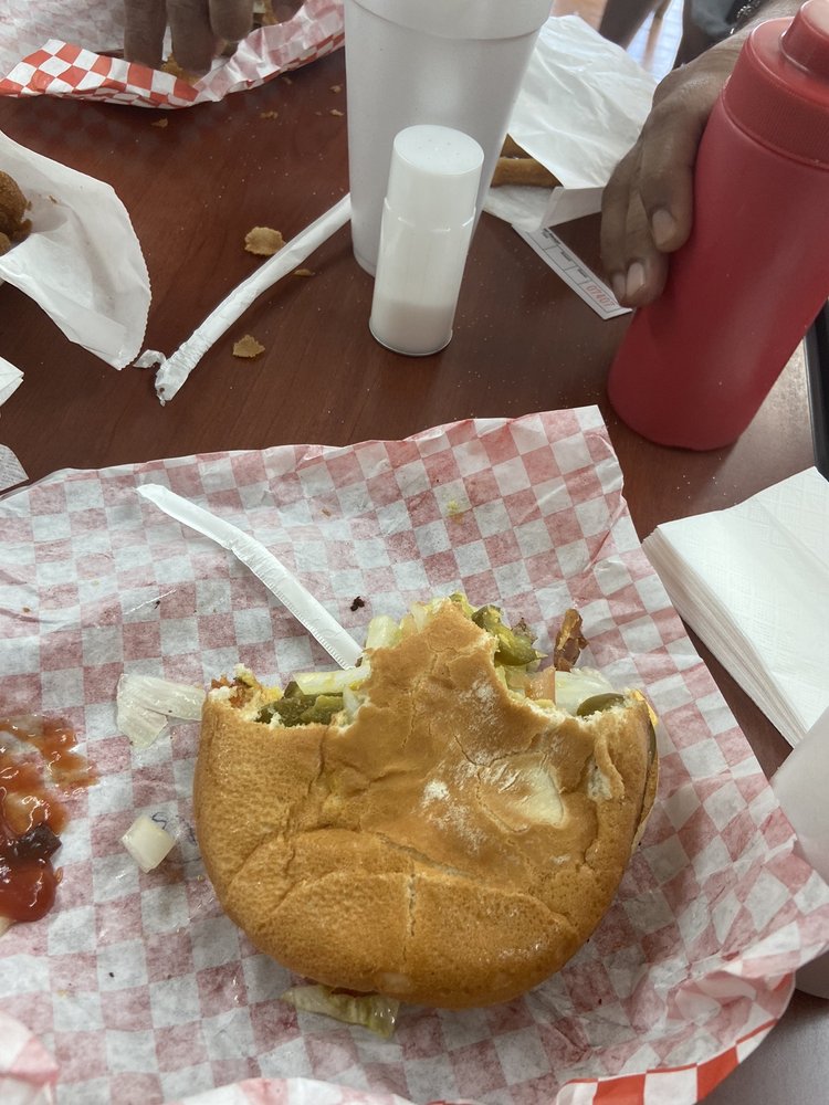 MAGIC BURGER - 18 Photos & 47 Reviews - 1015 College Ave, South Houston ...