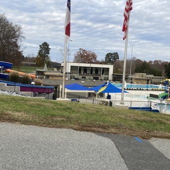 HIGH POINT CITY LAKE PARK - Updated December 2025 - 64 Photos & 19 ...