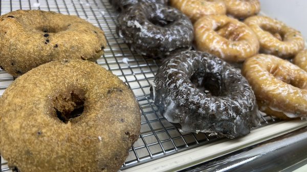 MASTER HOMEMADE DONUTS - Updated December 2025 - 46 Photos & 49 Reviews ...