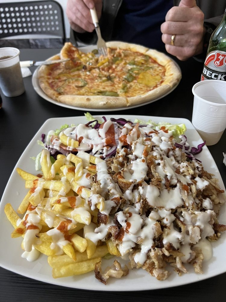 ISTANBUL PIZZA KEBAB - Updated September 2025 - Corso Giulio Cesare 36 ...