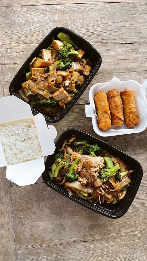 THAI INBOX - Updated March 2025 - 124 Photos & 170 Reviews - 122 Skokie ...