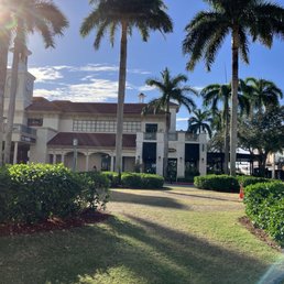 YARD HOUSE - Updated January 2026 - 1248 Photos & 943 Reviews - 201 ...