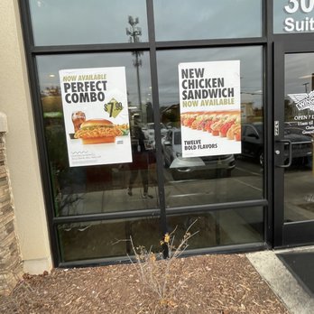 WINGSTOP - Updated December 2025 - 30 Photos & 54 Reviews - 3050 Derita ...