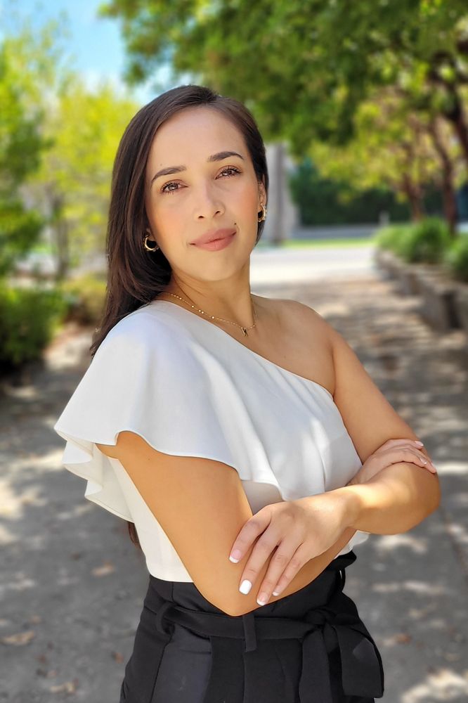 MARINA GOMEZ - COLDWELL BANKER KAPPEL GATEWAY REALTY - Contact Agent ...