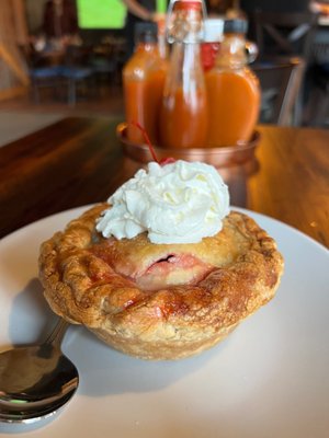 SHINERS ON THE LEVEE - 112 Photos & 71 Reviews - 1 Levee Way, Newport ...