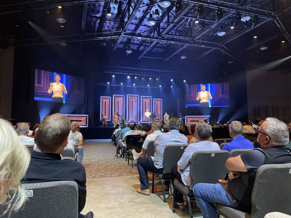 NORTH POINT COMMUNITY CHURCH - Updated January 2026 - 100 Photos & 76 ...