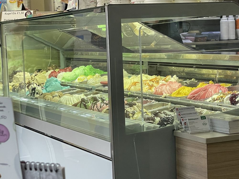 EISCAFE VENEZIA - Updated May 2026 - Hanauer Landstr. 3b, Rodenbach ...