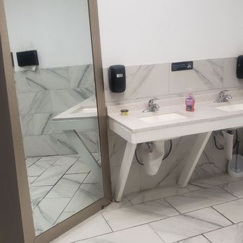 THE EPICUREAN TABLE - Updated April 2025 - 49 Photos & 25 Reviews ...