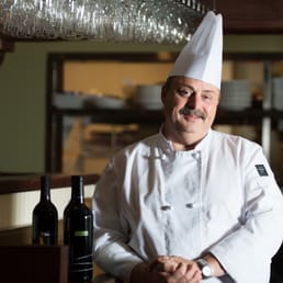 LOCALS - Updated October 2025 - 86 Photos & 115 Reviews - 1760 ...