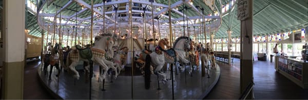 CRESCENT PARK LOOFF CAROUSEL - Updated June 2025 - 53 Photos & 24 ...
