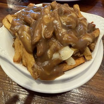 MAPLE LEAF DINER - Updated April 2025 - 5076 Photos & 3873 Reviews ...