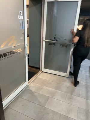 METROPOL RESTAURANT & BAR - ROOSEVELT - Updated July 2025 - 76 Photos ...