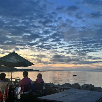 THE LOBSTER POOL - Updated July 2024 - 187 Photos & 306 Reviews - 329 ...