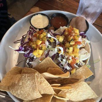 BARNYARD CRAFTHOUSE & EATERY - Updated October 2025 - 422 Photos & 463 ...