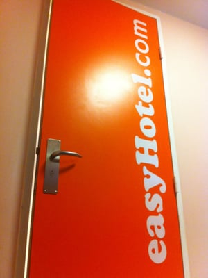 EASYHOTEL - VICTORIA - Updated December 2025 - 10 Photos & 34 Reviews ...