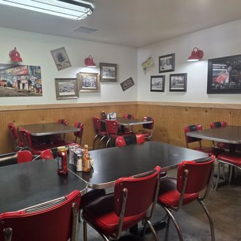 THE RED HUT CAFE - Updated December 2025 - 94 Photos & 210 Reviews ...