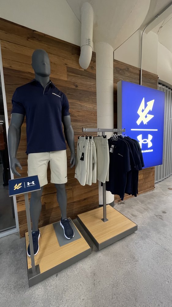 UCSD BOOKSTORE - Updated March 2025 - 62 Photos & 55 Reviews - 9500 ...