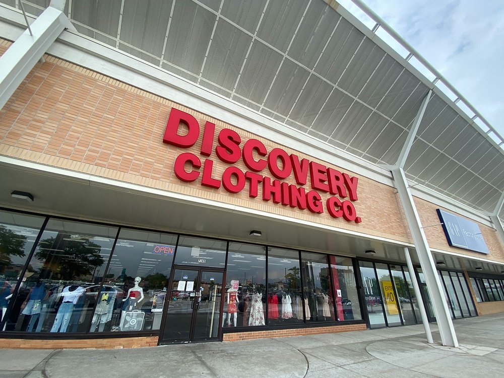 DISCOVERY CLOTHING - Updated April 2025 - 218 Photos - 7145 Cermak Rd ...