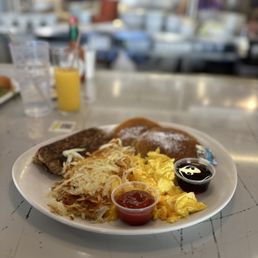 FOLK ART - Updated June 2025 - 446 Photos & 293 Reviews - 174 W Ponce ...