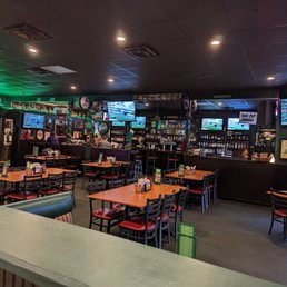 FINLEY’S IRISH PUB & EATERY - Updated July 2025 - 196 Photos & 191 ...