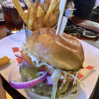 THE BISON ON MAIN - Updated October 2024 - 77 Photos & 96 Reviews ...